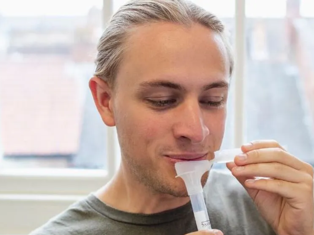 Un test de saliva puede detectar el cáncer con un 90% de precisión ...